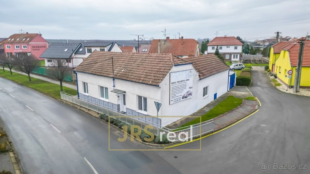 Prodej dům - Velké Bílovice, 691 02, 288 m² | Realingo