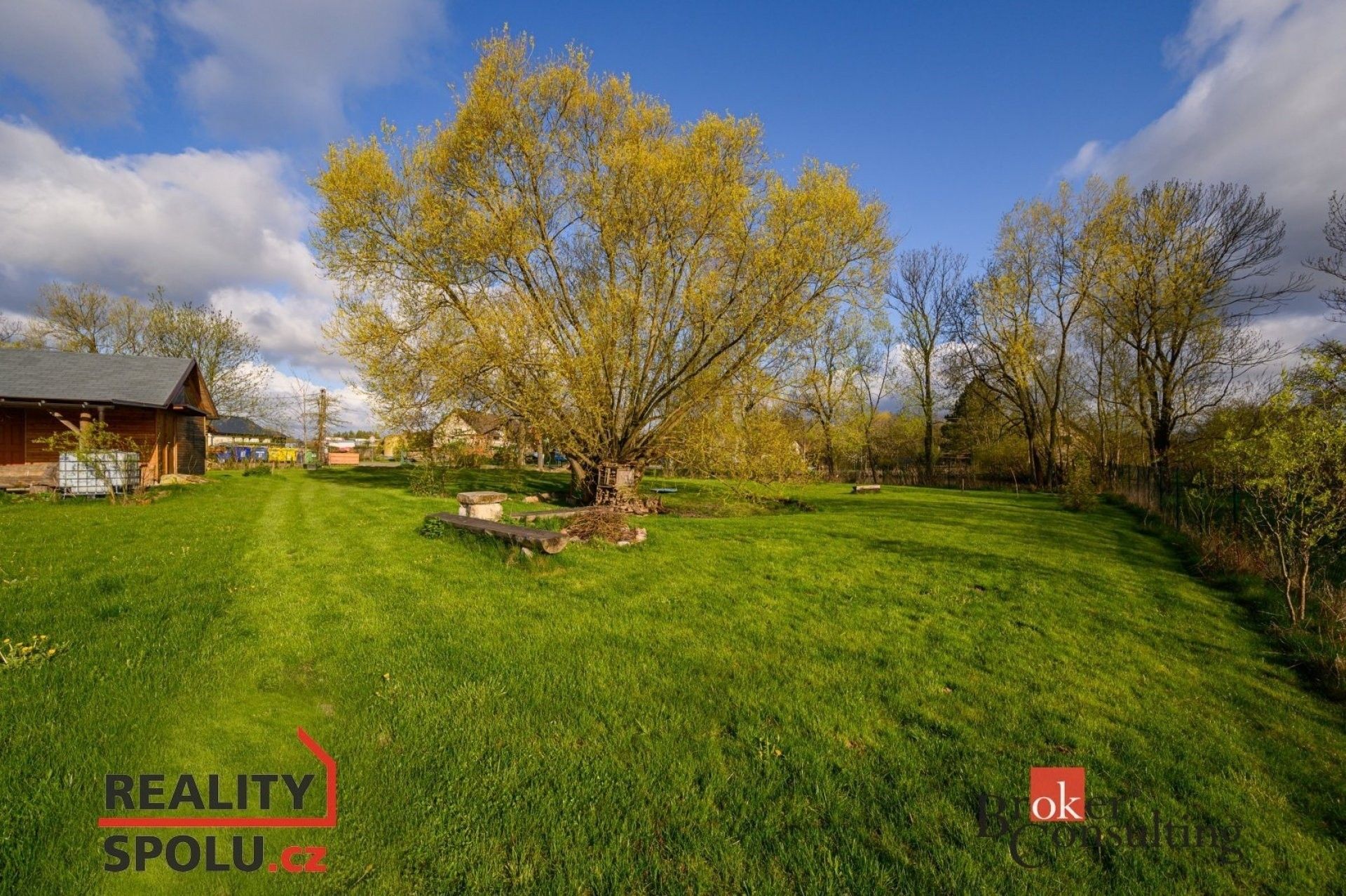 Prodej pozemek pro bydlení - Jivina, Vlastibořice, 1 250 m² | Realingo