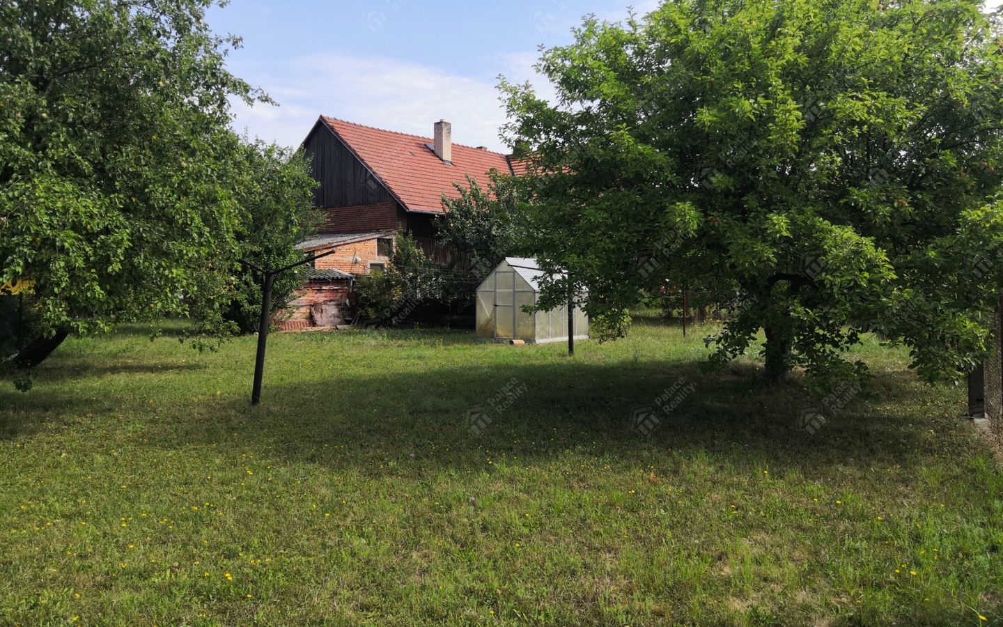 Prodej pozemek pro bydlení - Nerudova, České Meziříčí, 722 m² | Realingo