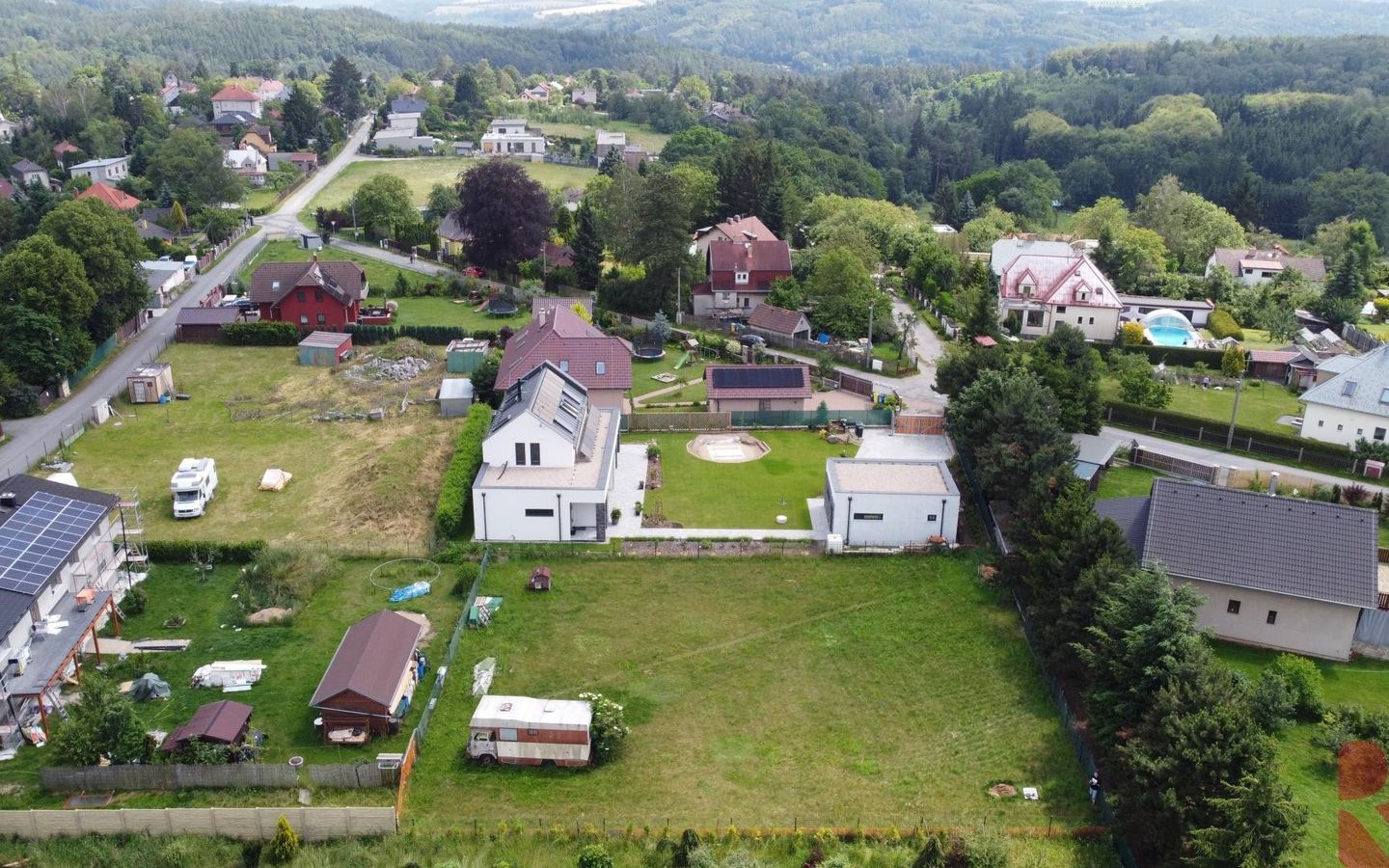 Prodej pozemek pro bydlení - Hlavní, Senohraby, 1 185 m² | Realingo